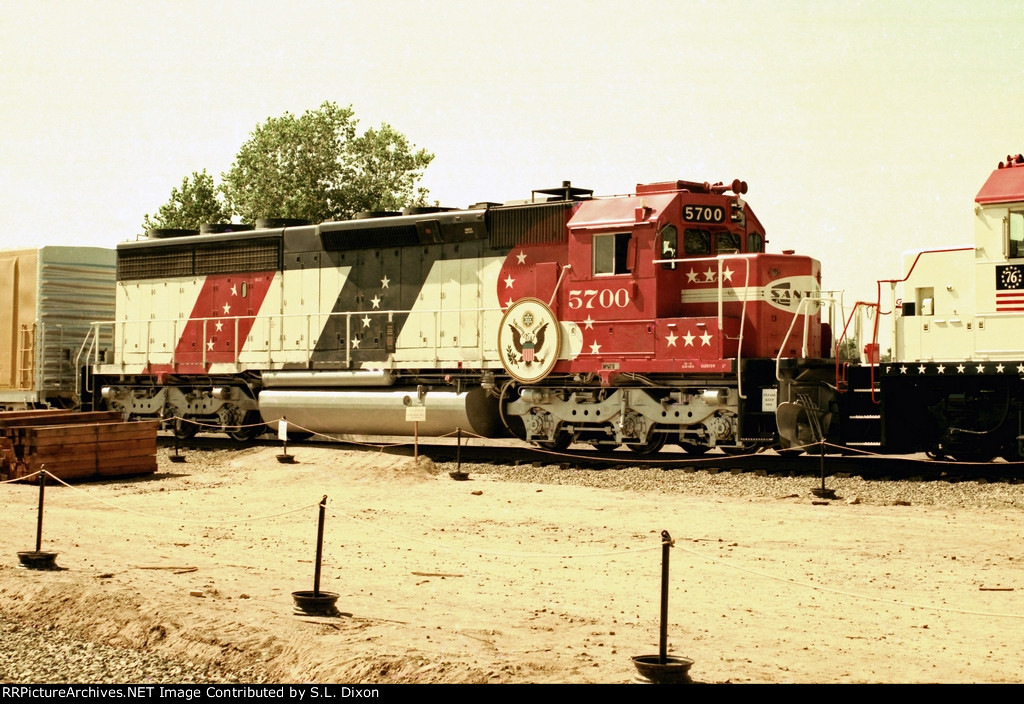 ATSF 5700